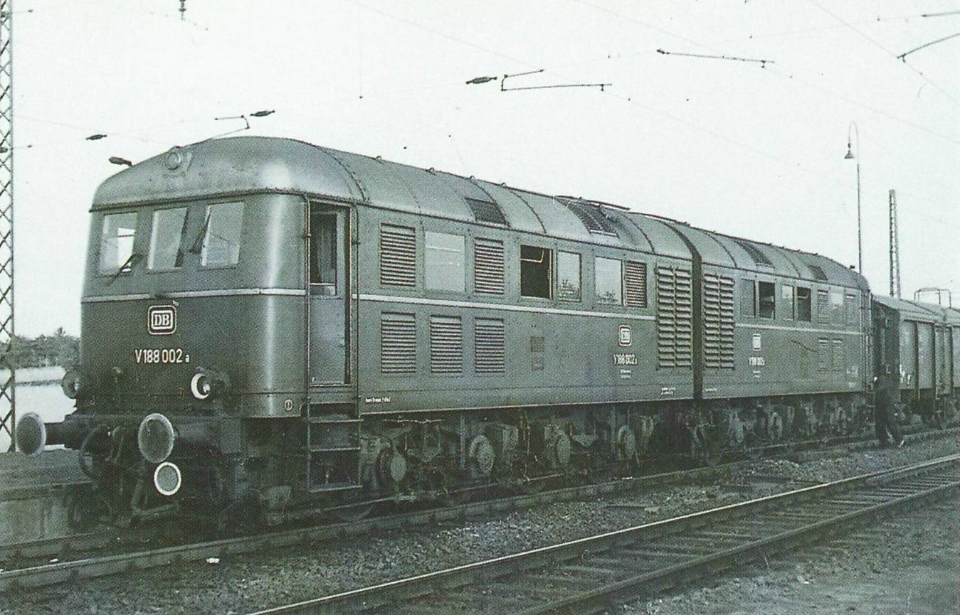 Drehscheibe Online Foren :: 04 - Historisches Forum :: ??V188 mit zwei ...